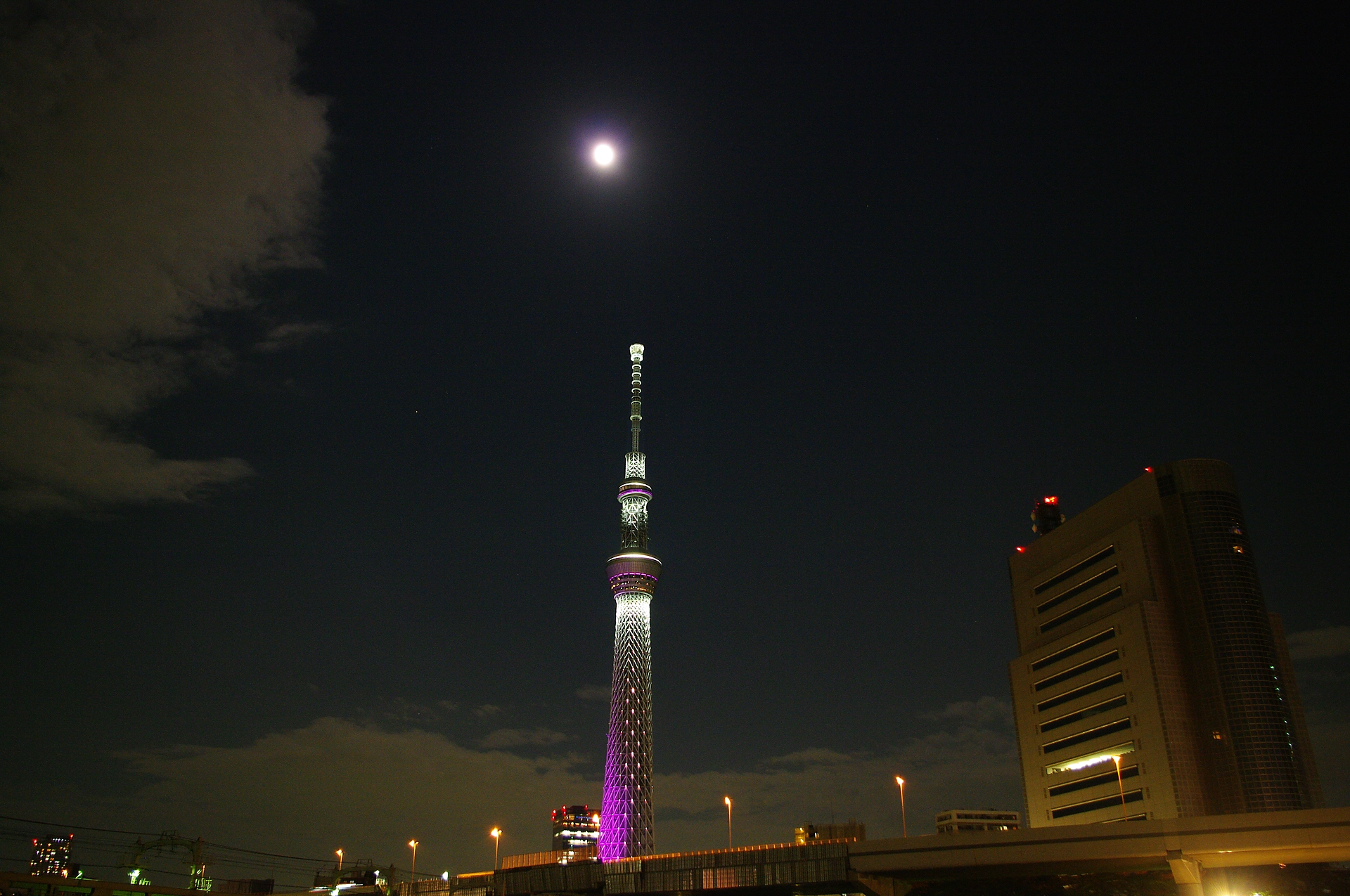 Skytree night view with moon — Free Stock Photo | Commercial Use OK ...